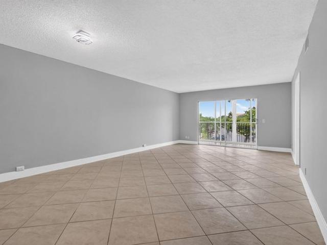 12500 SW 5th Ct Unit 308M, Pembroke Pines, FL 33027
