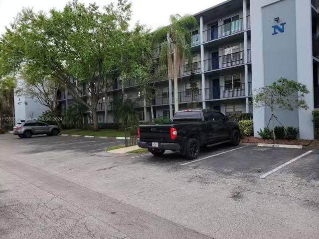 12500 SW 6th St #313N, Pembroke Pines, FL 33027 MLS A11552036