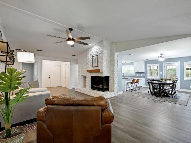 12501 Preece Dr