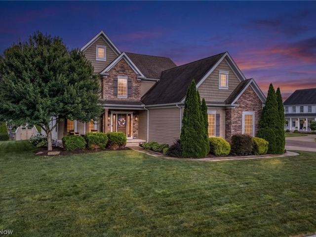 12504 Estate Ave NW, Uniontown, OH 44685