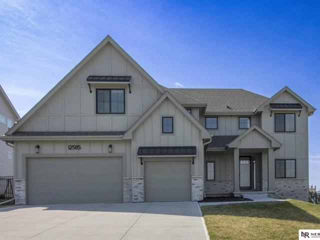 12505 Pheasant Run Cir, Papillion, NE 68046