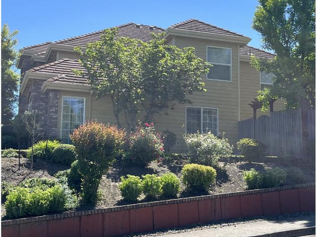1250 nw meadows dr