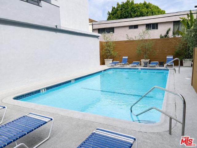 1250 N Kings Road 506