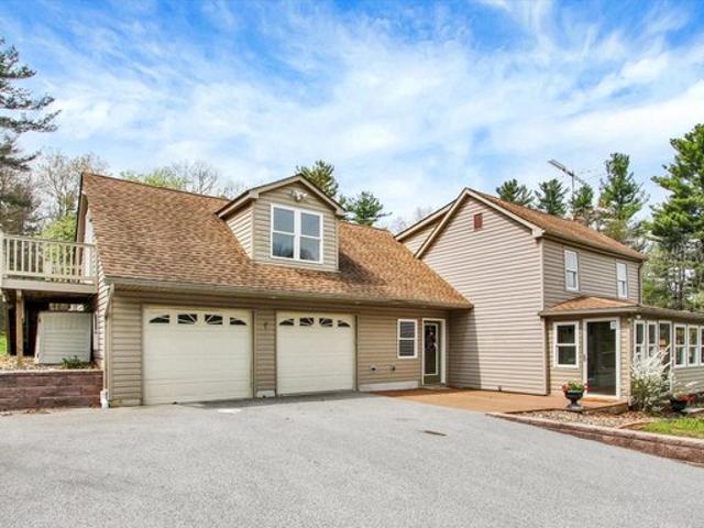 1250 New Rd, Orrtanna, PA 17353