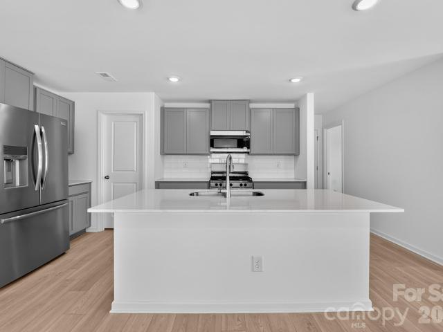 1250 Ambrosia Drive # 90