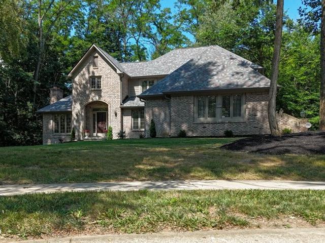 1250 Bur Oak Ct, Avon, IN 46123