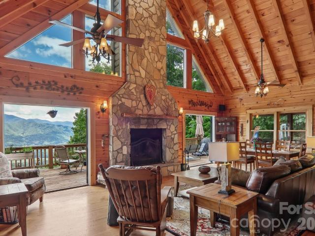 1250 Cobblestone Drive