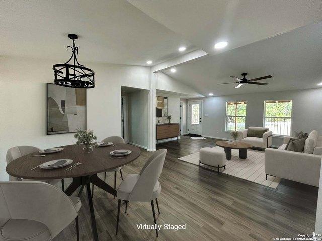 1250 Pecan Cir, Canyon Lake, TX 78133
