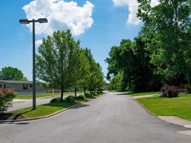 1250 Strandwyck Dr, Monroe, MI 48161