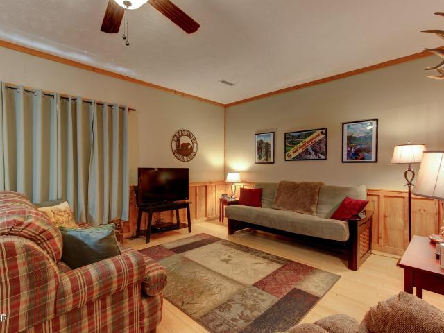 1250 Sugar Loaf Road