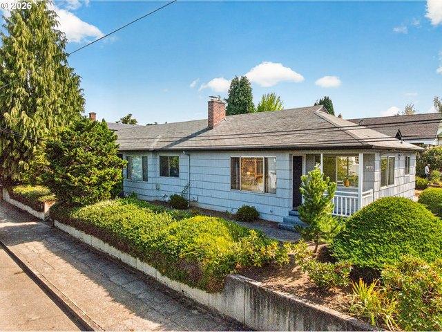 1250 SE 46th Ave, Portland, OR 97215