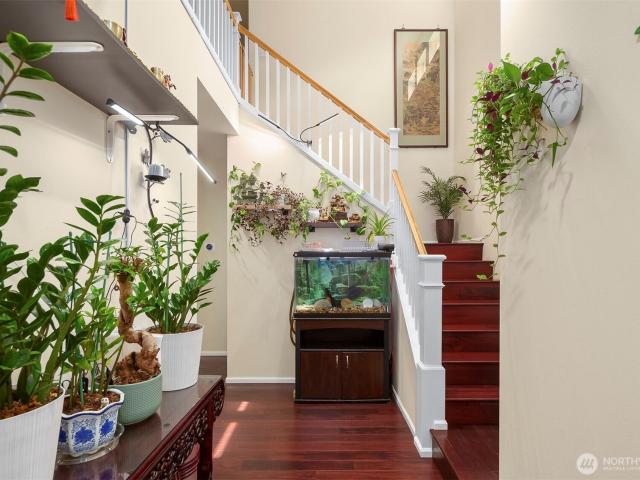 1250 th Avenue SE