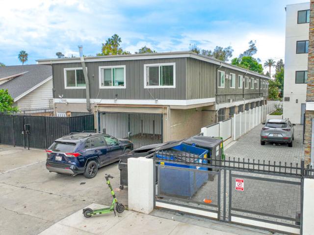 1250 W 37th Street