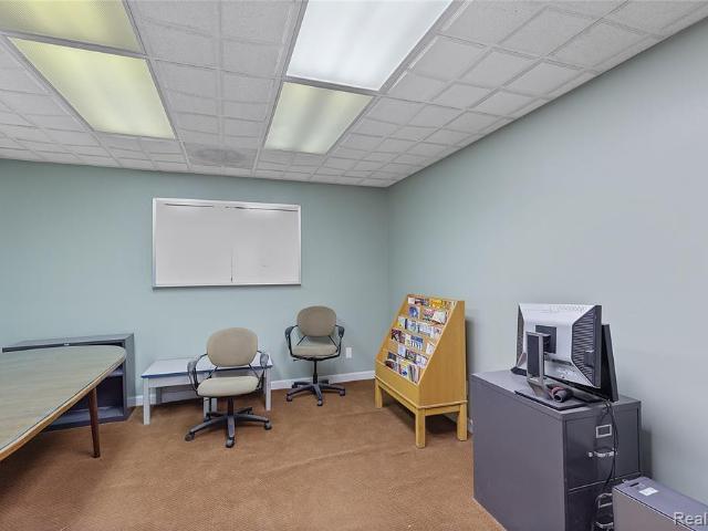 1250 W Hamlin Road