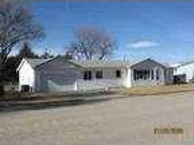 $1250 / 3br spacious 2 baths, fireplace, granite 4318 Pleasant drive