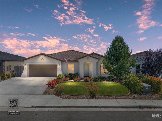 12513 Lautner Dr, Bakersfield, CA 93311
