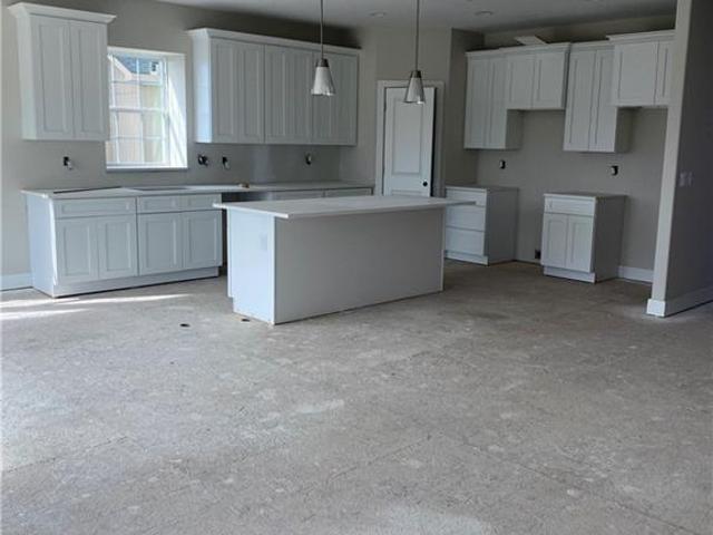 12511 Parkview Ave, Kansas City, KS 66109 | MLS #2602