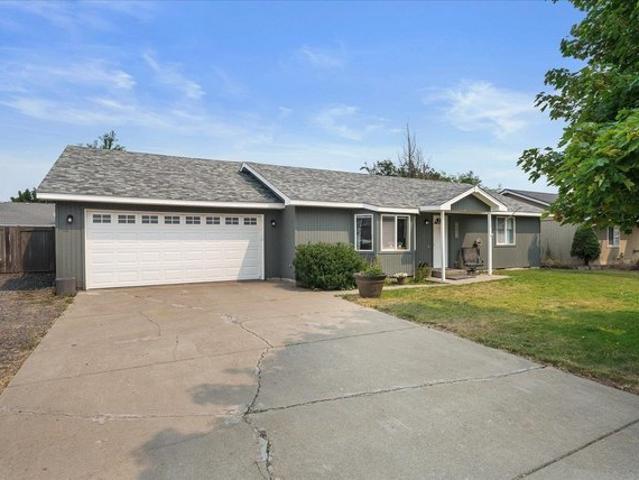 12512 W 11th Ave, Airway Heights, WA 99001