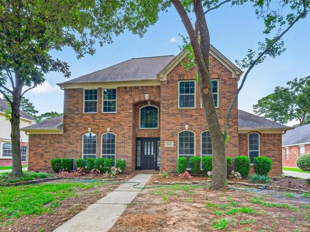 12514 Leytonstone St, Tomball, TX 77377