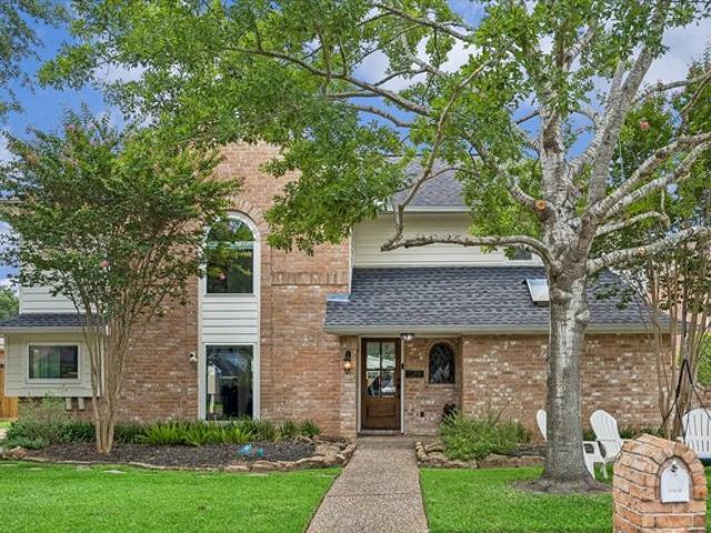 12514 Meadow Lake Dr, Houston, TX 77077
