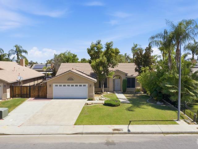 12514 Sawtooth Avenue