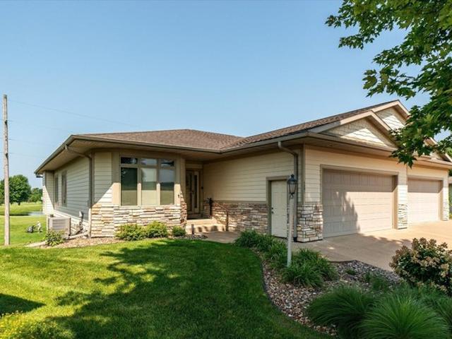 1251 Bentgrass Ct, Onalaska, WI 54650