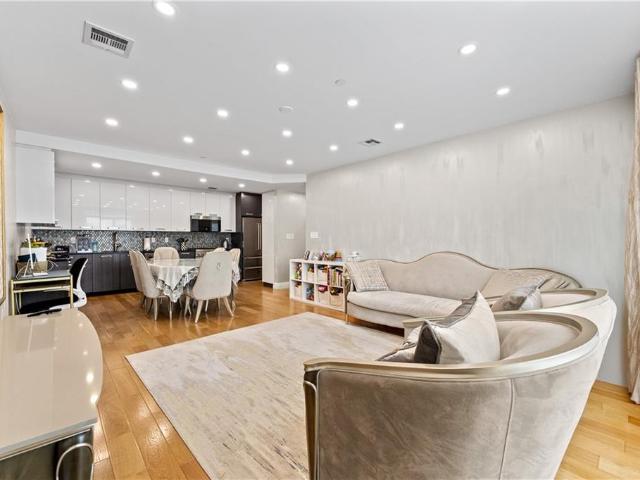 1251 East 19th Street # 6C
