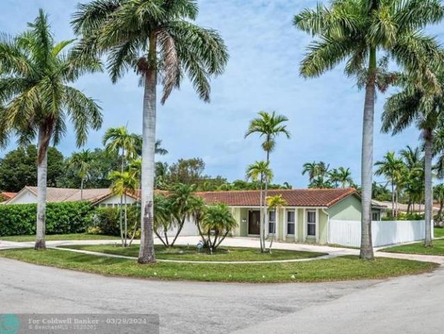 1251 Funston St, Hollywood, FL 33019