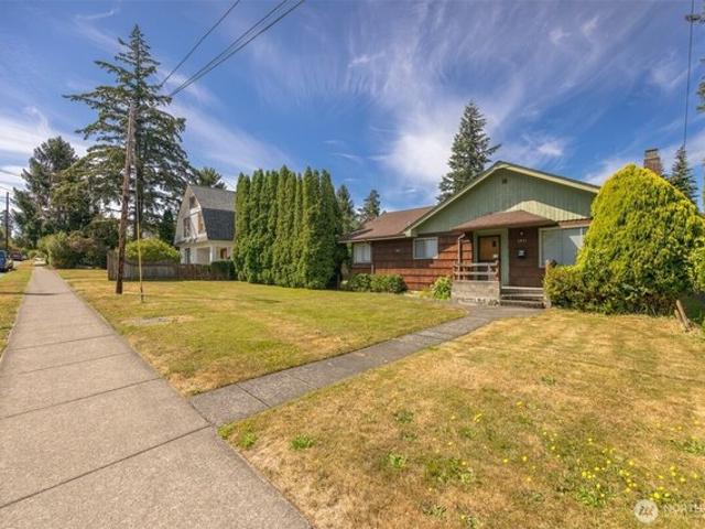 1251 Humboldt St, Bellingham, WA 98225