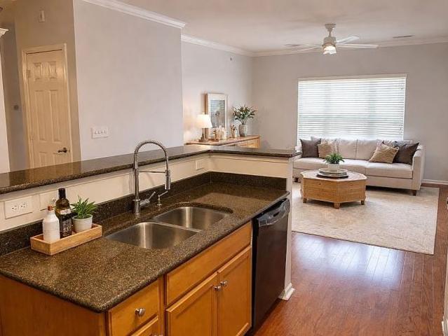 1251 Strassner Dr, Unit 2404, St. Louis, MO 63101 | MLS #11565 | Compass