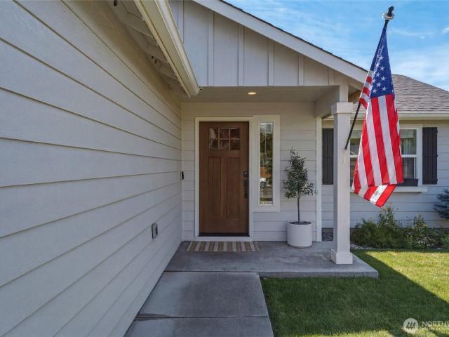 1251 SW Greeley Street