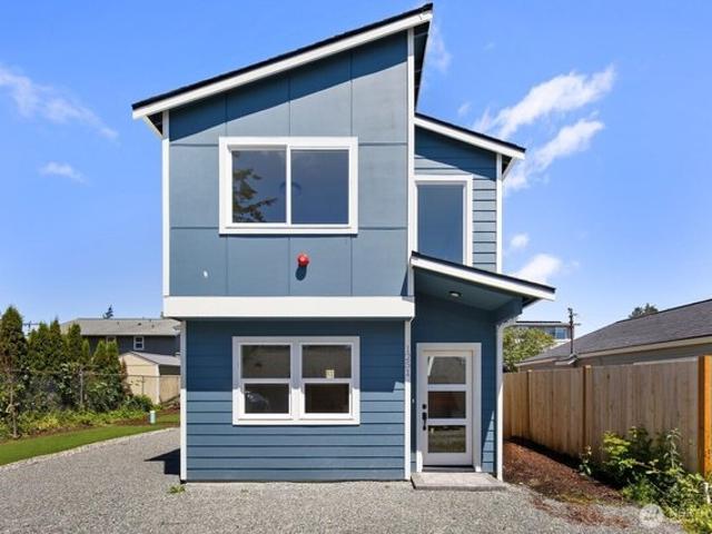1251 SW 151st St, Seattle, WA 98166