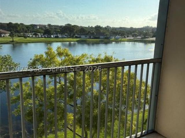 1251 SW 134th Way Apt 405, Pembroke Pines, FL 33027