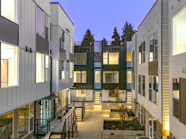 1251 th Ave NE Unit E, Seattle, WA 98125
