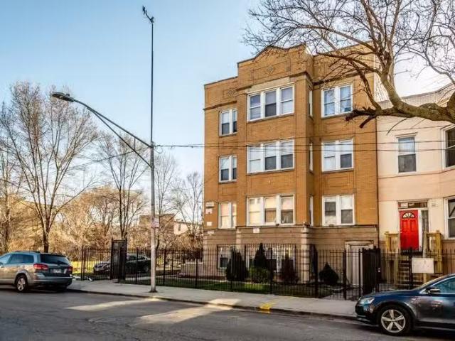 1251 3R 1249 S Fairfield Ave