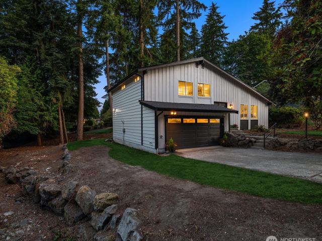 12523 NE 138th Place