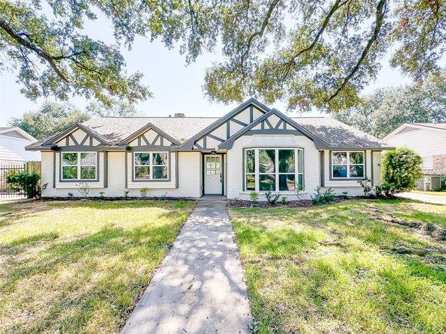 12523 Shepherds Ridge Dr, Houston, TX 77077