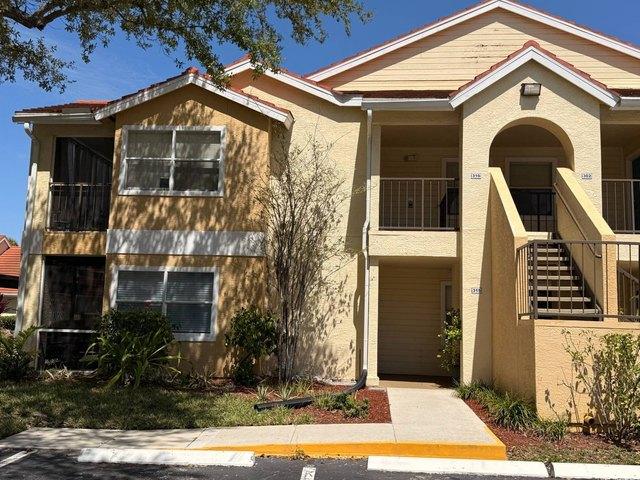 12520 Equestrian Cir Apt 315, Fort Myers, FL 33907