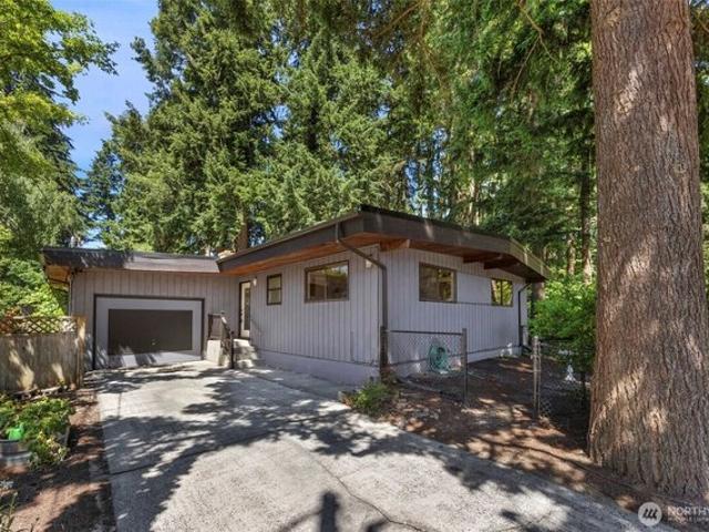 12521 2nd Ave NE, Seattle, WA 98125