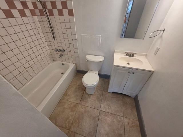 12521 York Ave 1 Bedroom Apartment for Rent at 12521 York Ave, Hawthorne, CA 90250 North Hawthorne