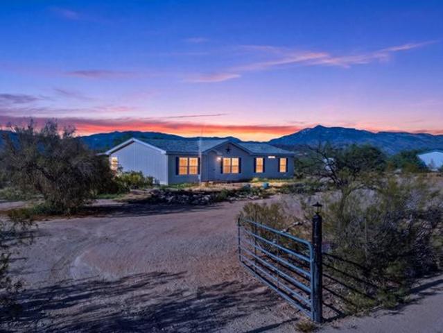 12521 S Ox Cart Trl, Vail, AZ 85641