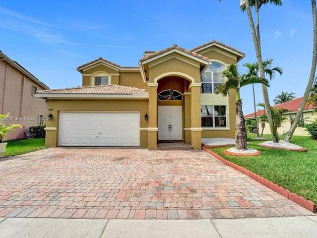 12522 24th St SW, Miramar, FL 33027