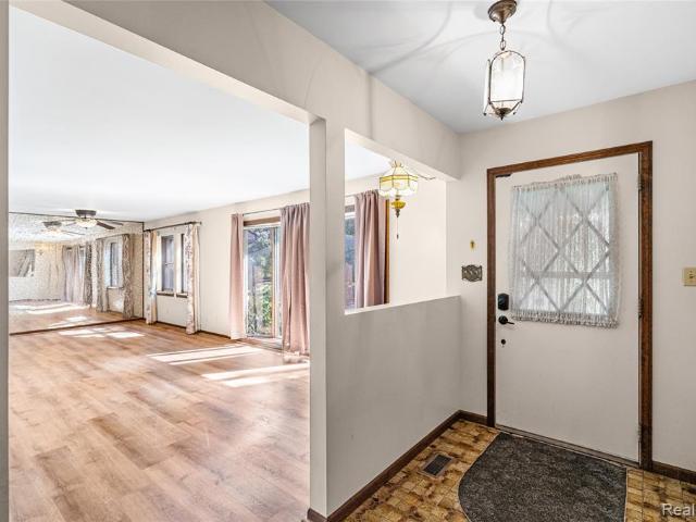 12524 Linden Road