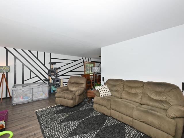 12525 W Eden Trl