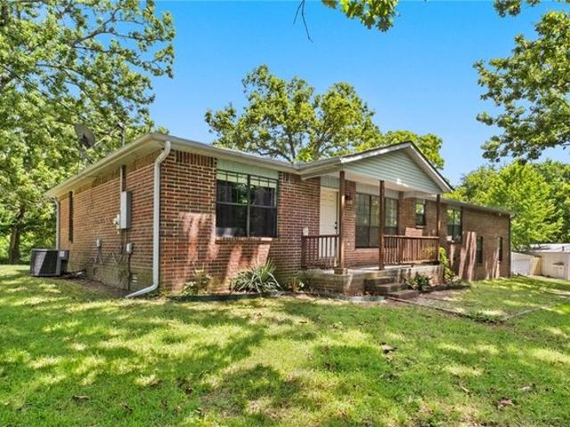 12526 Avoca Hollow Rd, Garfield, AR 72732