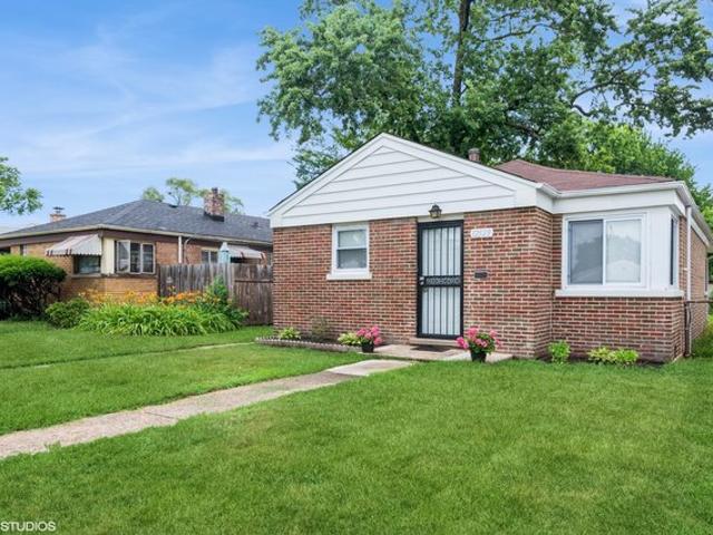 12529 S Loomis St, Calumet Park, IL 60827