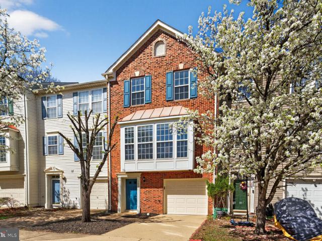 1252 Corbett Pl, Woodbridge, VA 22191 | Compass