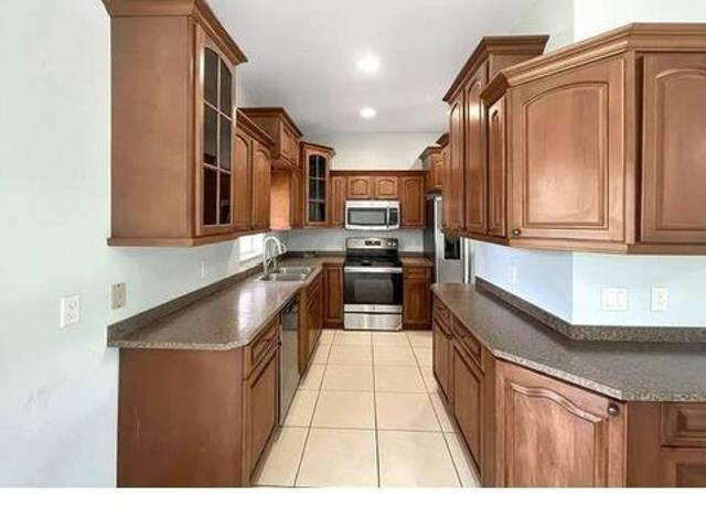 1252 Delores St E, Lehigh Acres, FL 33974