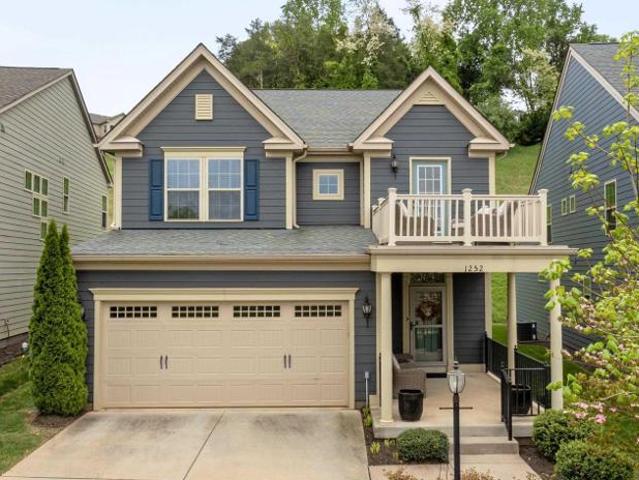 1252 Delphi Ln, Charlottesville, VA 22911