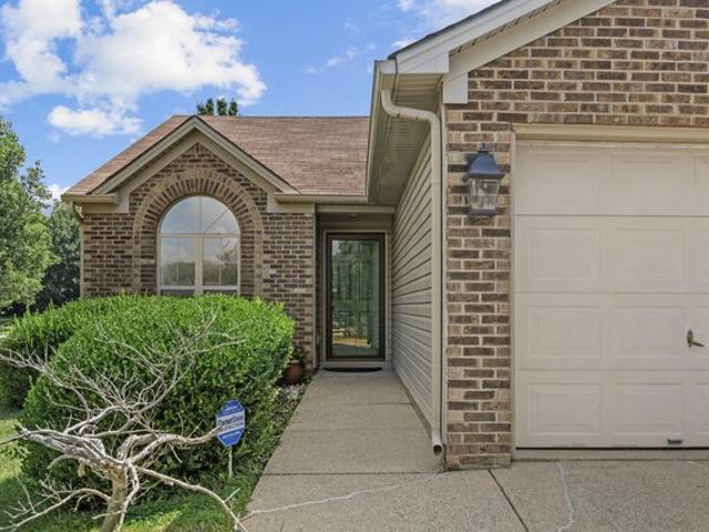 1252 Pleasant Ridge Dr, Lexington, KY 40509